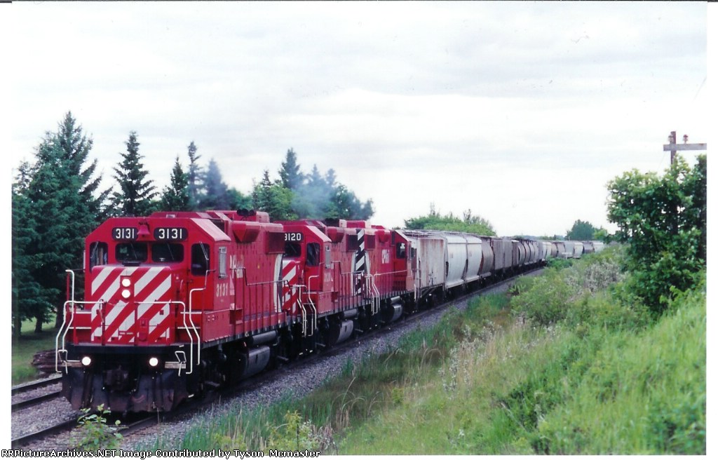 CPR GP38-2s